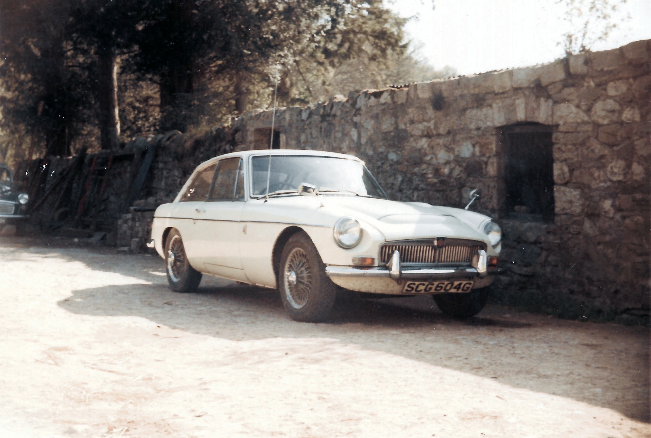 MGC The Journey From 1972 - Buying an MG