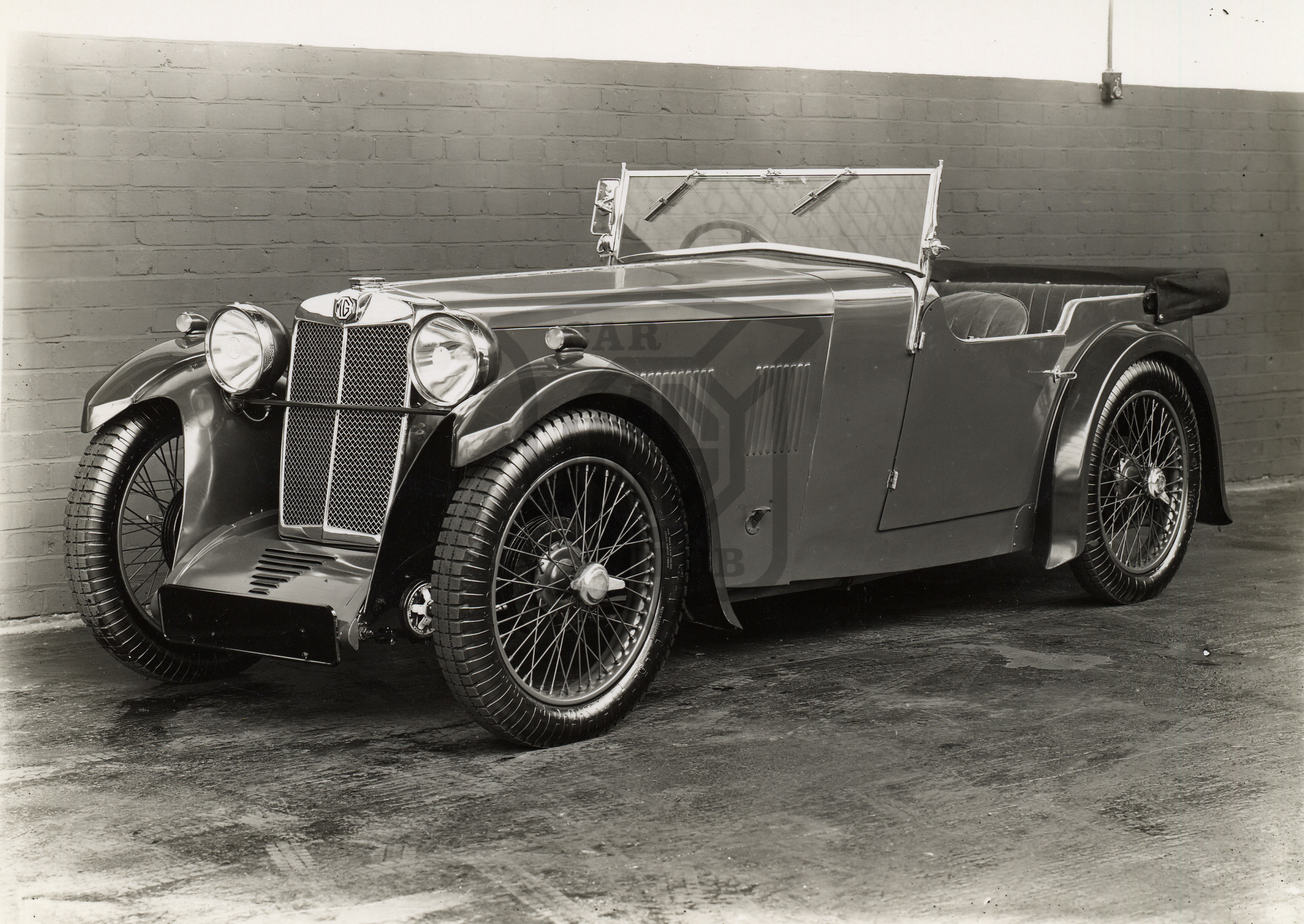 So you want to buy a Triple-M car - Part 3 of The Midgets - Buying an MG