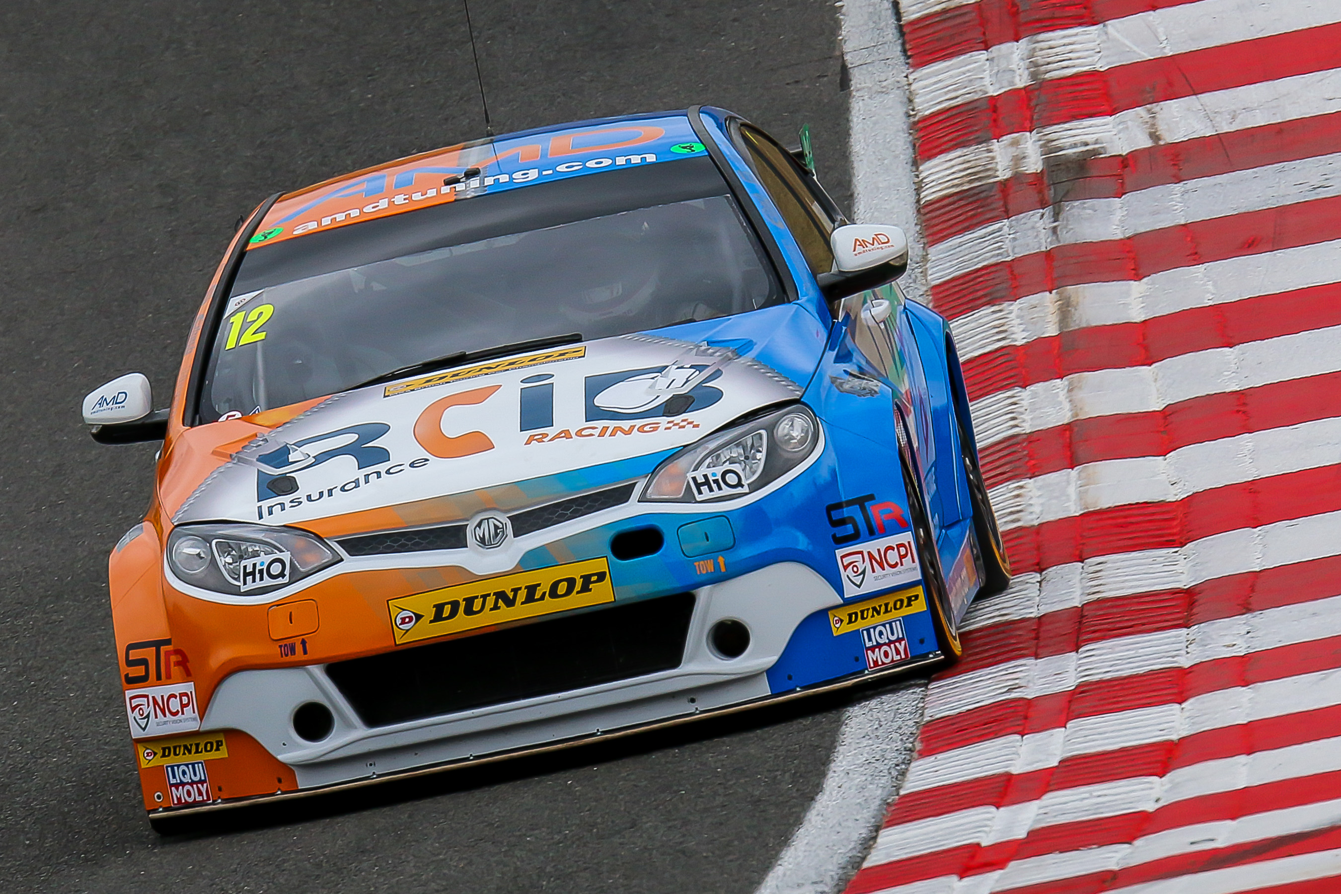 MG6s impress at BTCC Season opener - MG Car Club