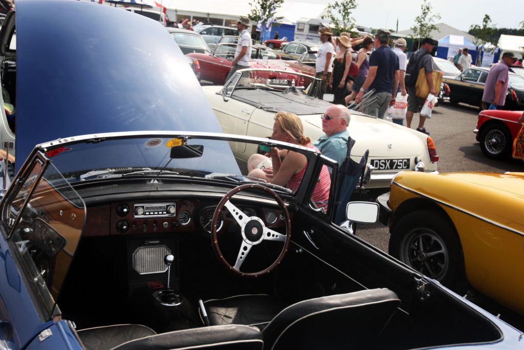 The sun shone brightly for most of MG Live! - 2010 Event Report - MG ...